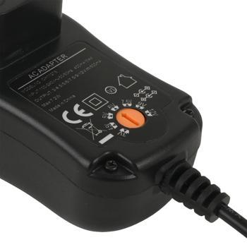 Universal Netzteil 3-12V 600mA 7,2W inkl. 6 Adapter, Pol-Wender ...